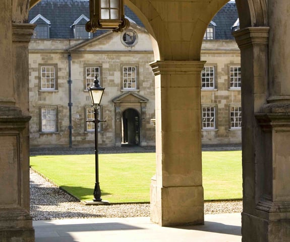Cambridge University Colleges Campus | Oxford Summer Courses Guide 2026