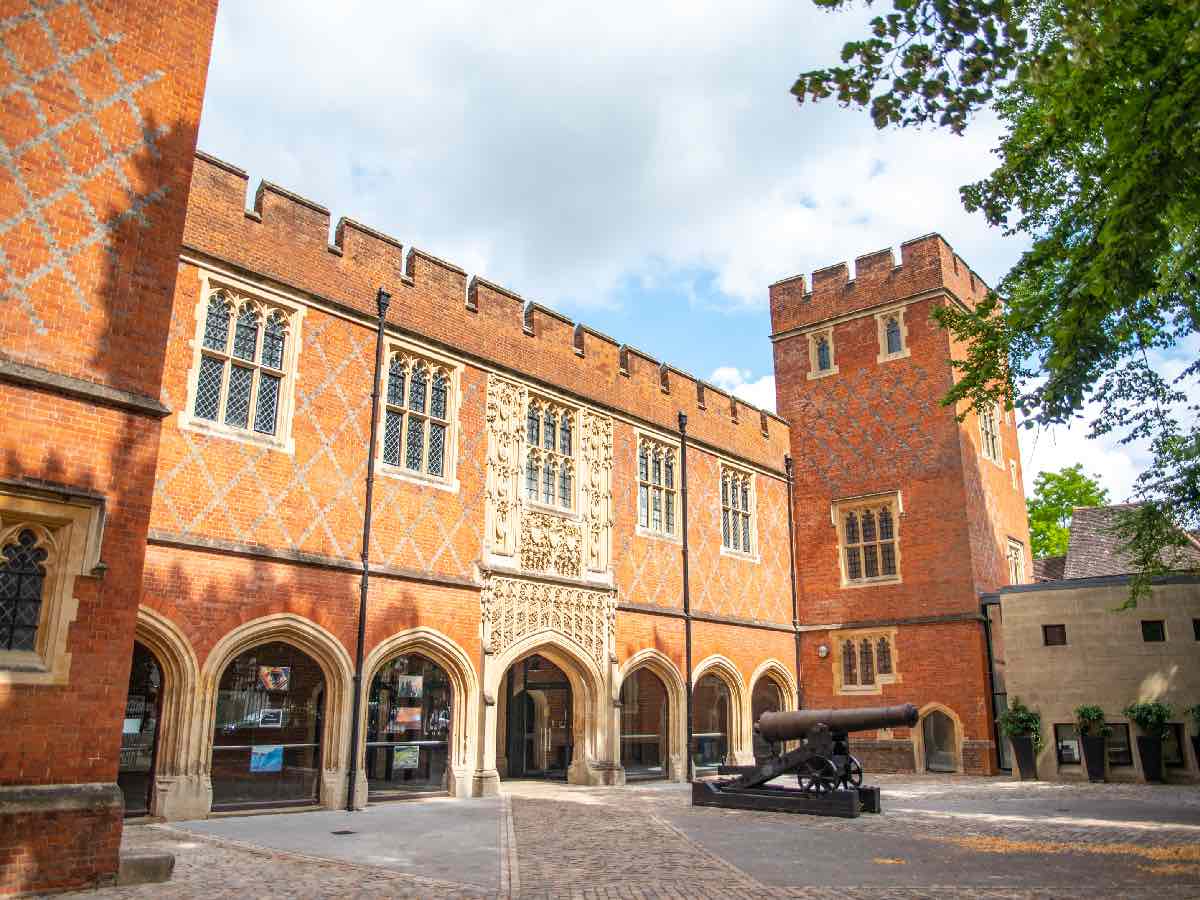 Eton College Campus | Oxford Summer Courses Guide 2024